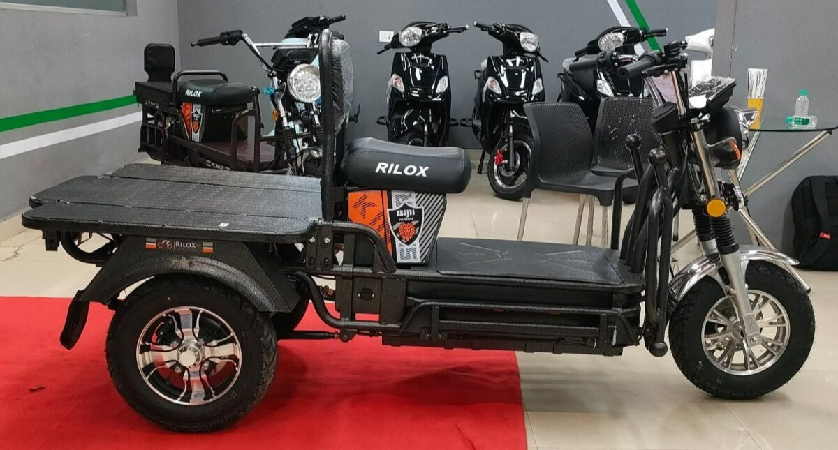 Rilox EV unveils trio electric three-wheeler for last-mile deliveries ...